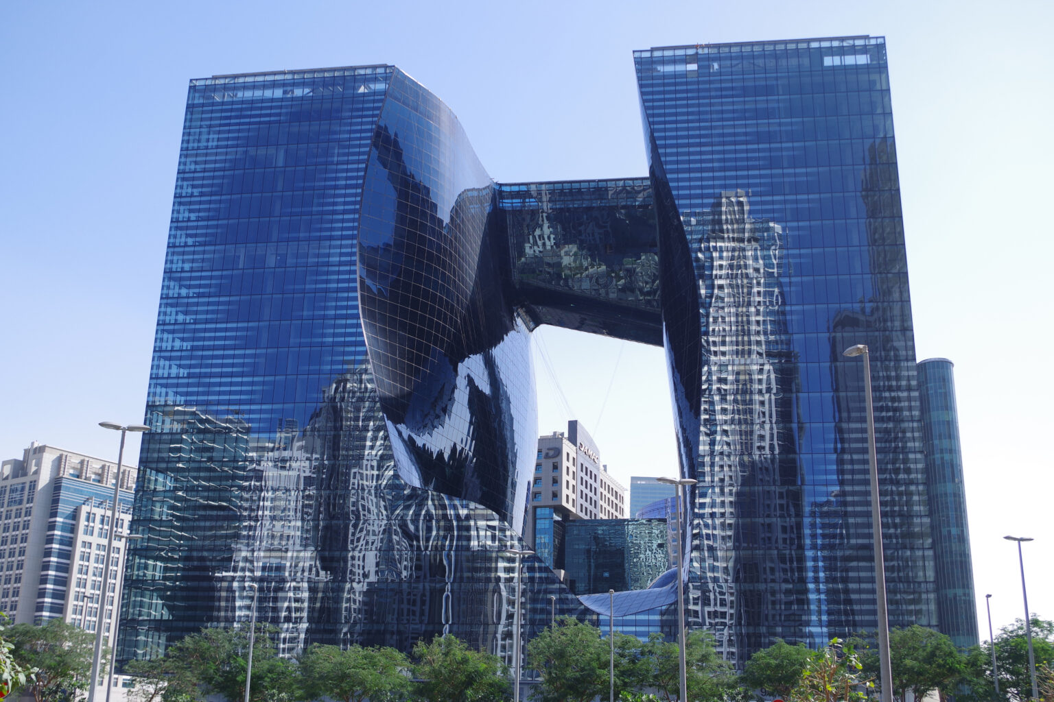 10 Inspirational and Architectural Lessons from Zaha Hadid