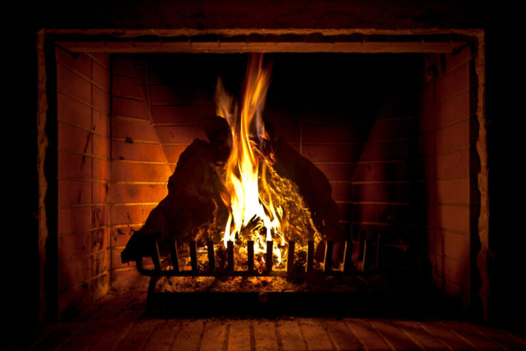 How to Make Sure Your Fireplace is Safe For The Winter