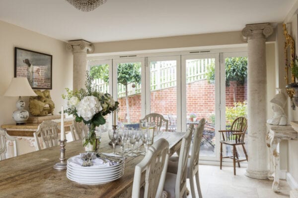 10 Creative Ways to Use Columns as Design Features in your Home