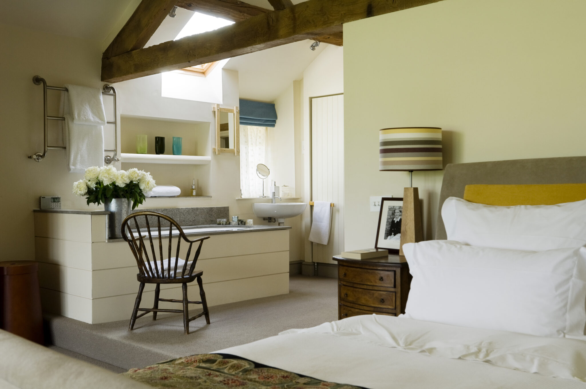 10 Rustic Barn Ideas To Use In Your Contemporary Home