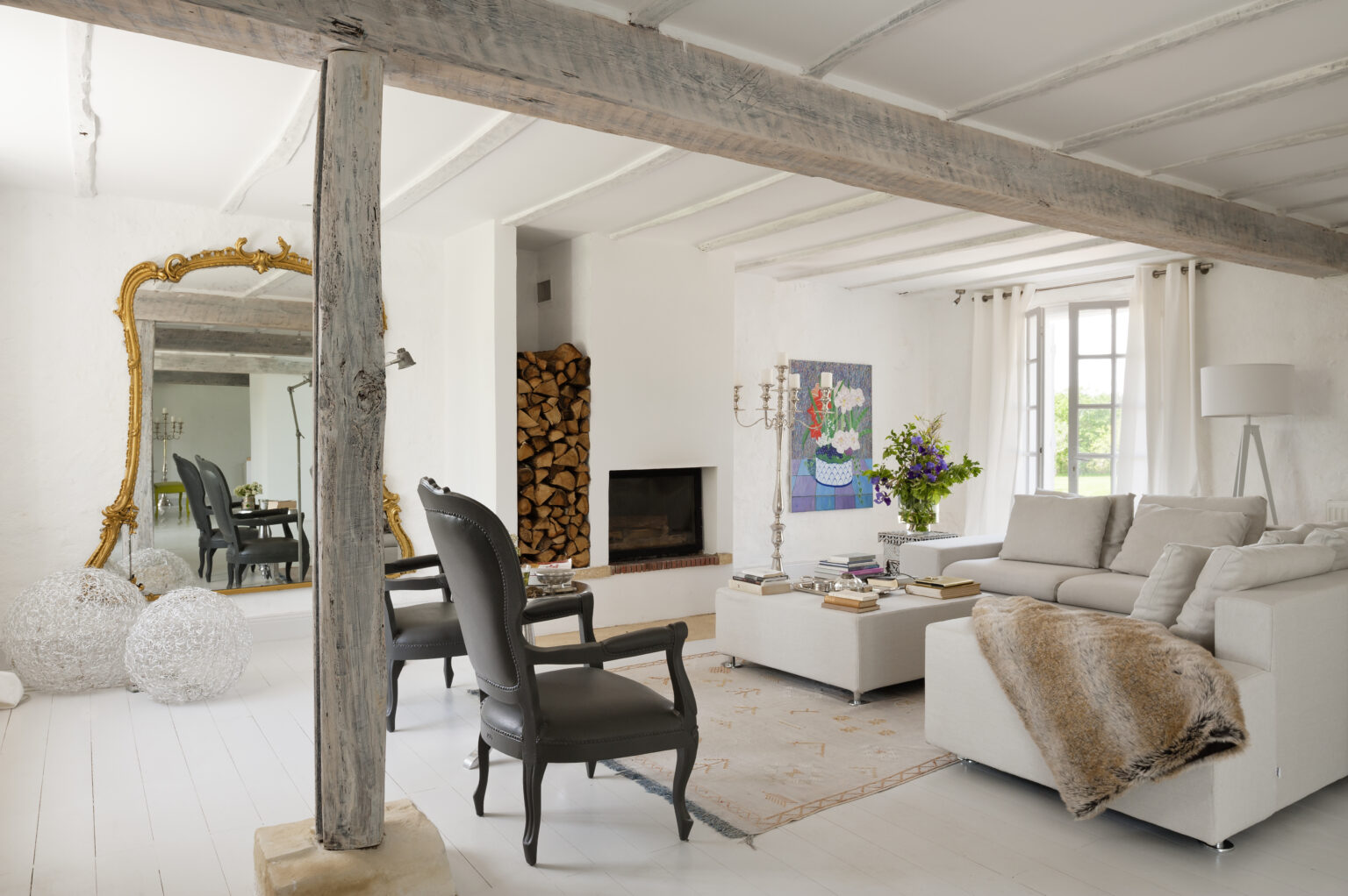 10 Rustic Barn Ideas To Use In Your Contemporary Home