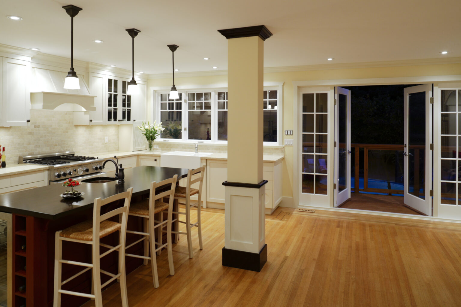 How To Balance Comfort and Style In Your Home