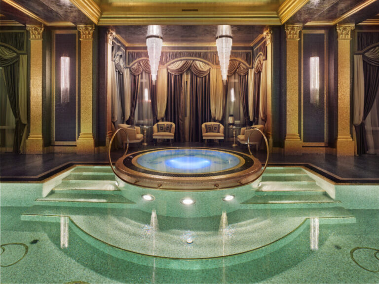 40 Sublime Swimming Pool Designs for the Ultimate Staycation