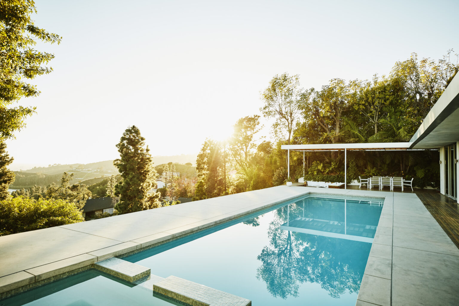 Designing a Vacation Home: What You Need To Know About Decorating Your ...