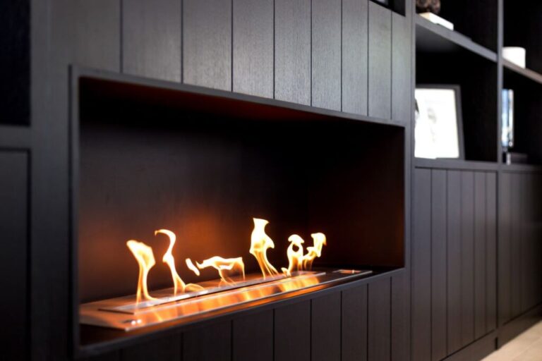 14 of the Coolest Indoor Fireplaces | MYMOVE