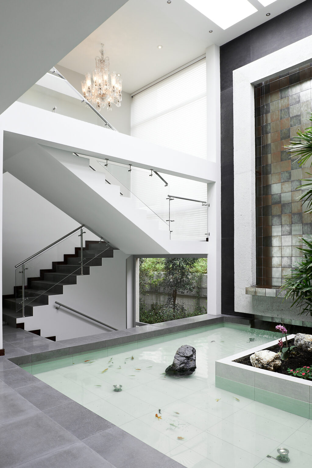 6 Amazing Indoor Water Feature Ideas
