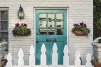 15 Front Door Colors That Pop
